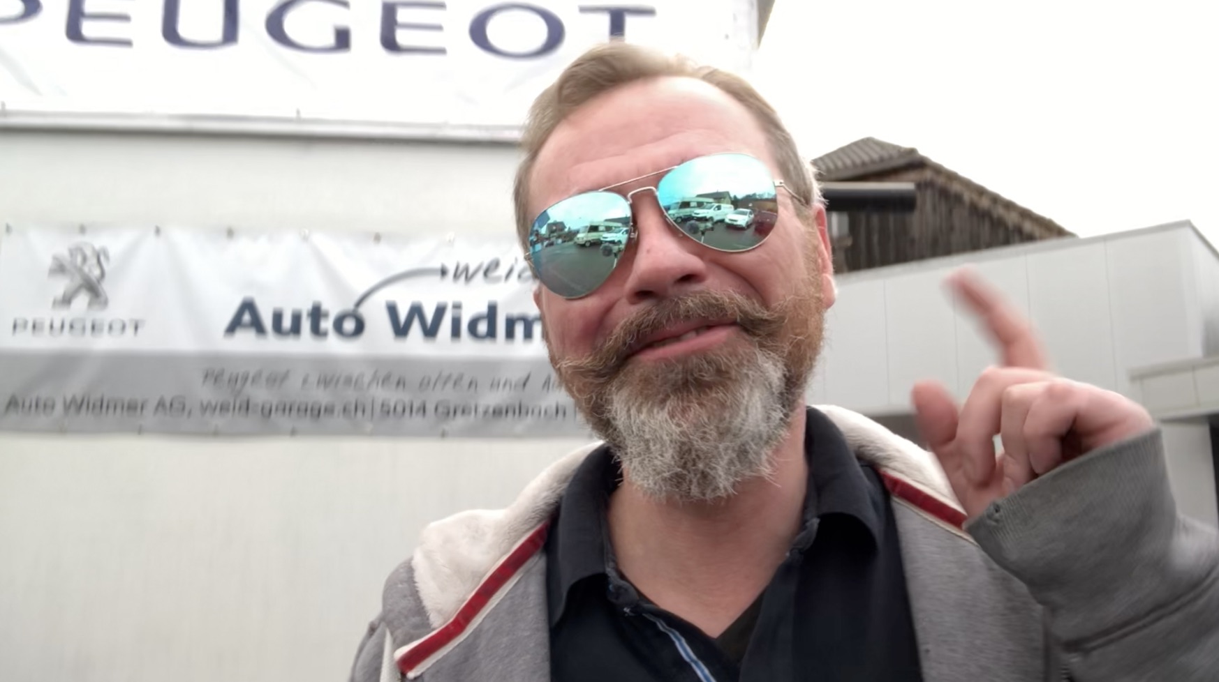 VerkaufsVlog: «Peugeot 208» Model 2020 mit Roger Widmer: • SKYBAR • PR ...